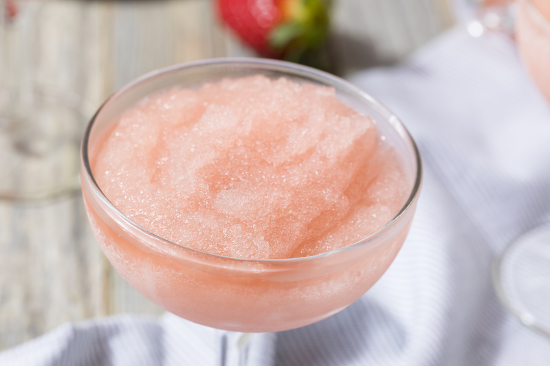 Frozé, cocktail givré au vin rosé